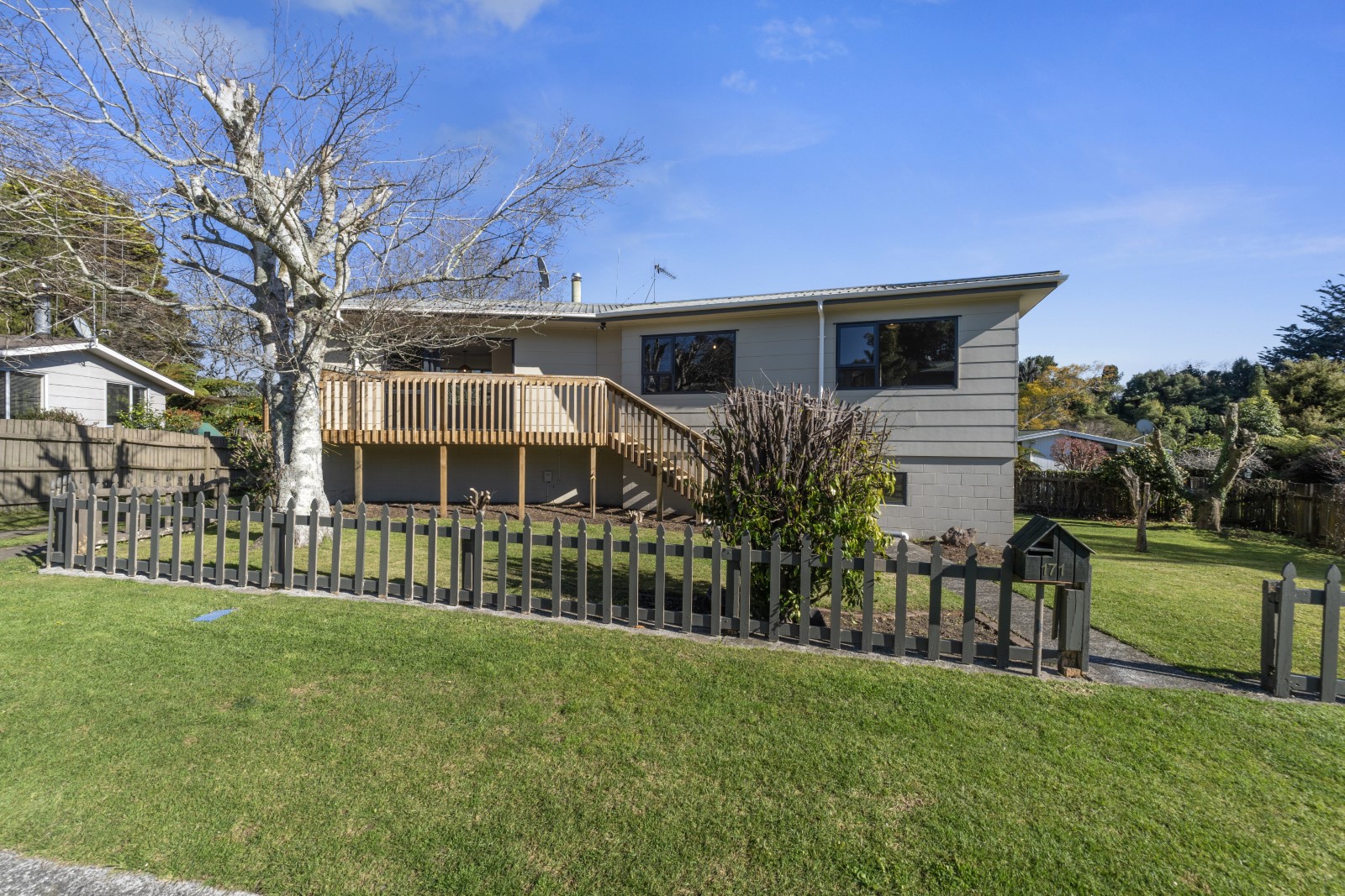 House For Sale in Welcome Bay, Tauranga, Bay Of Plenty | For Bay Of ...